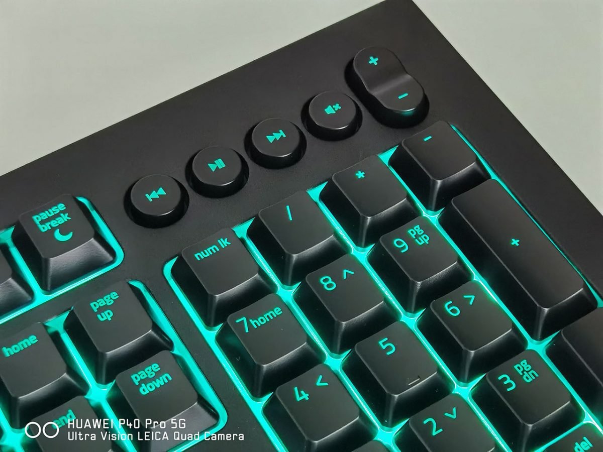 Razer Cynosa V2 Review - Gadgets Middle East