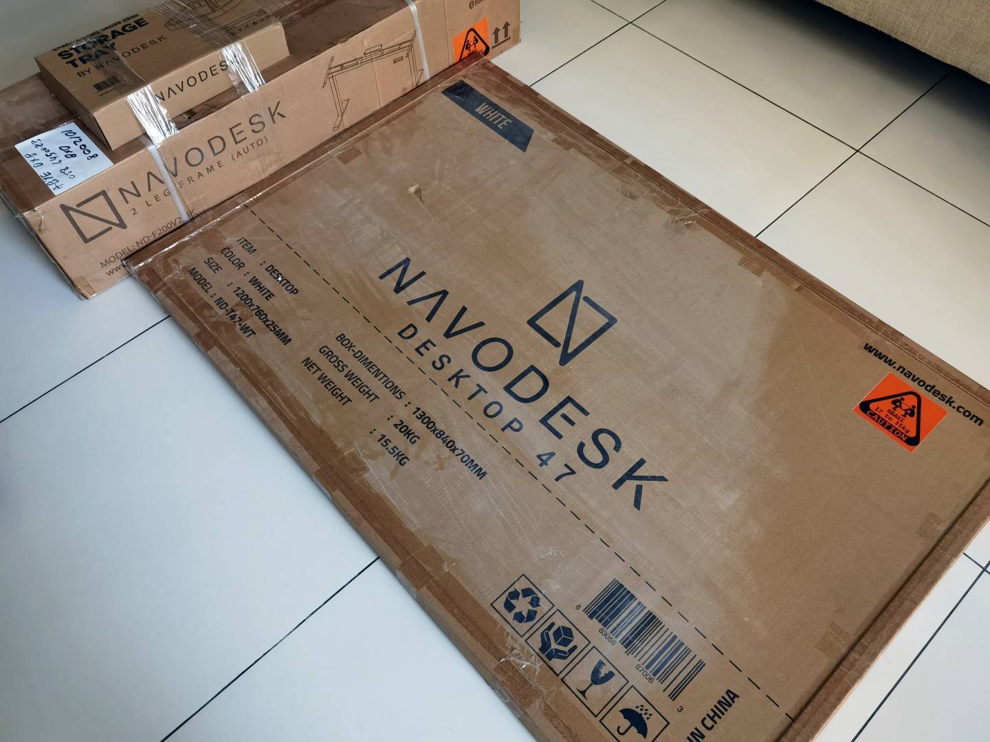 Navodesk Smart Standing Desk Review - Gadgets Middle East