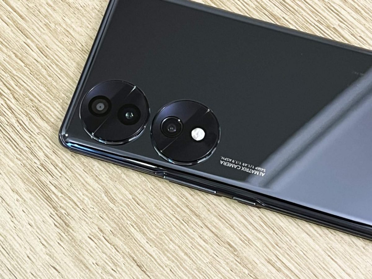 HONOR 70 Hands-on Review - Gadgets Middle East