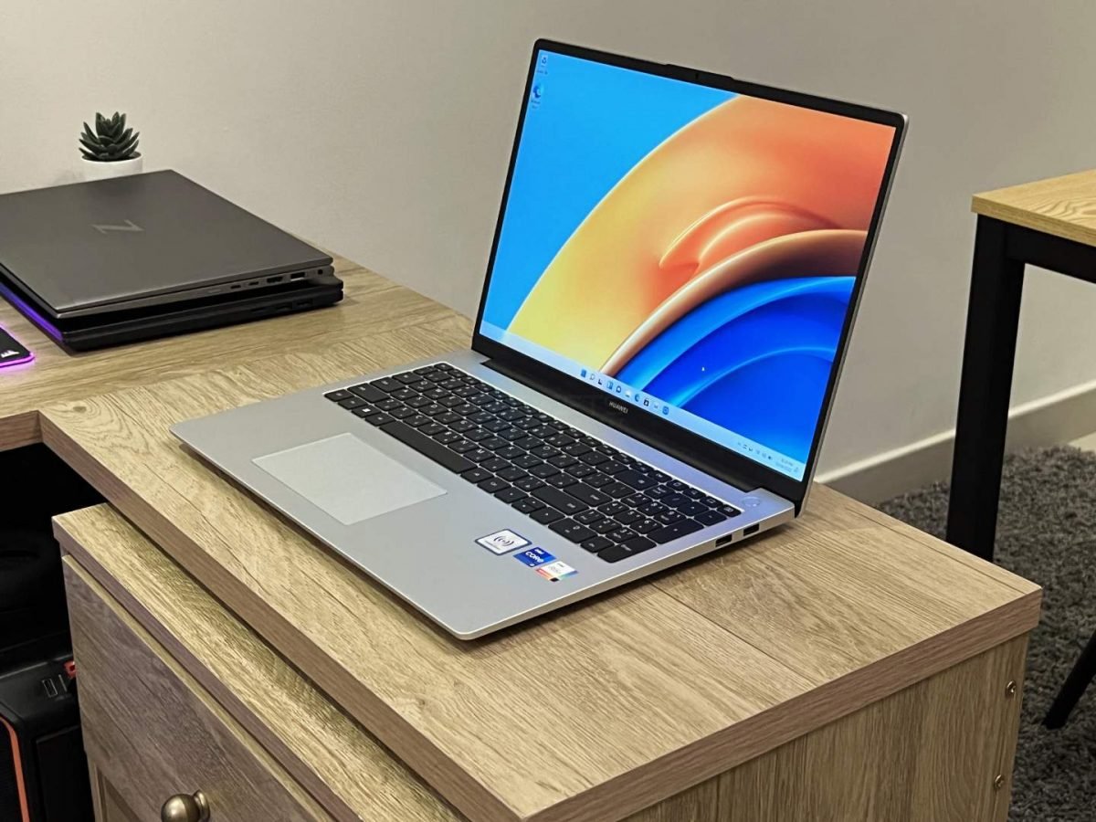 How to create an efficient home office setup for remote and hybrid work ...