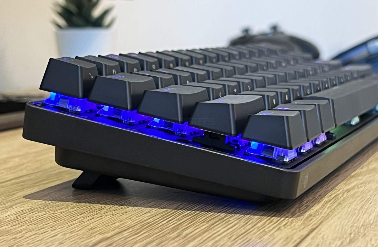 SteelSeries Apex Pro Mini Wireless Review - Gadgets Middle East