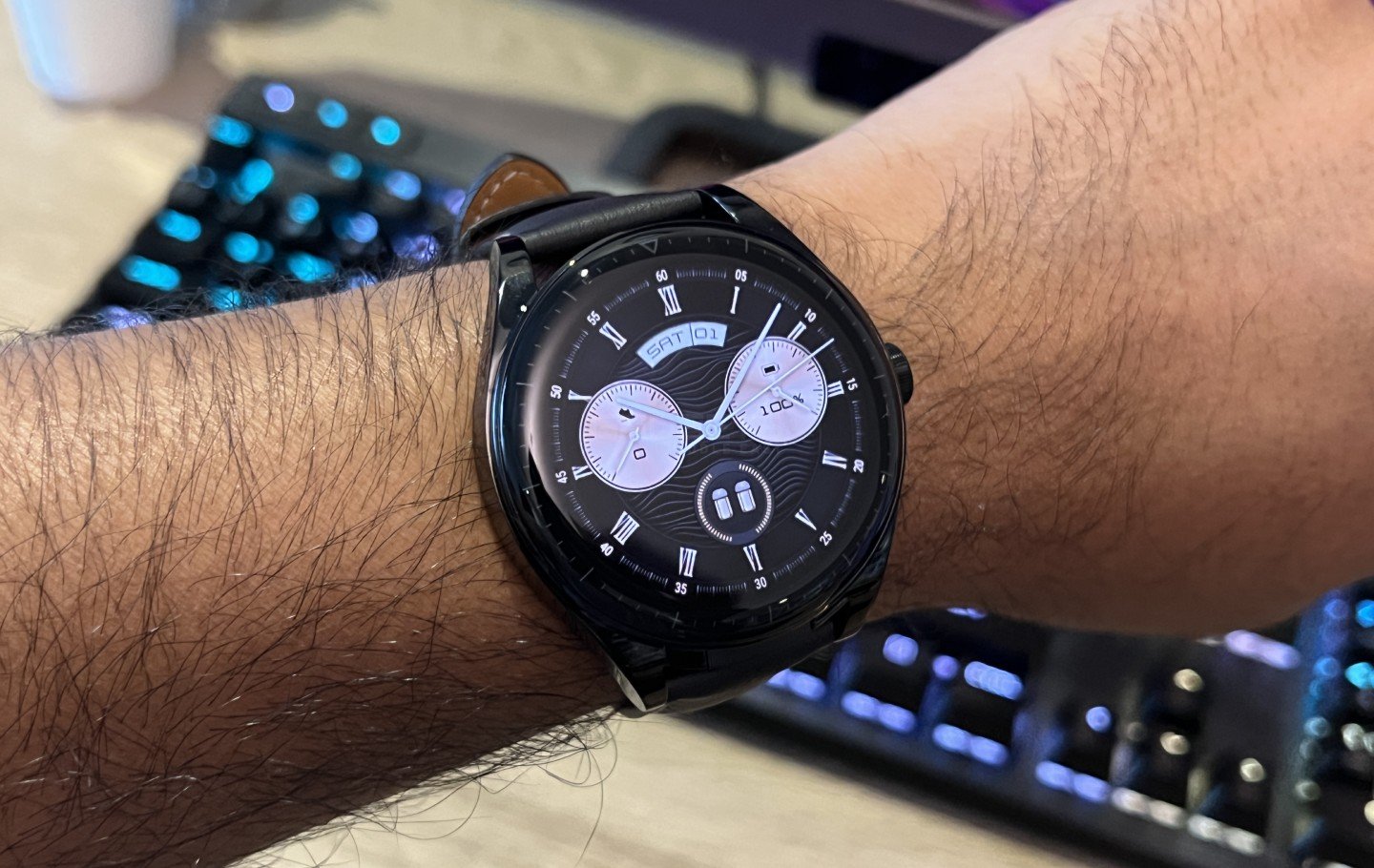 Huawei Watch Buds Review - Gadgets Middle East