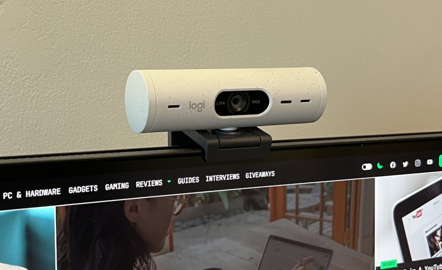 Logitech Brio 500 review - Gadgets Middle East